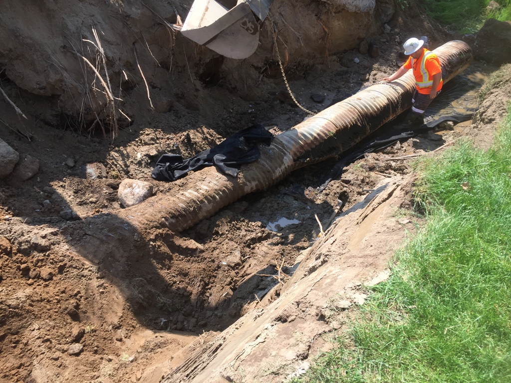 03 ~ 7th Hole - Damage to the drainage pipe - Welcome to Renfrew Golf Club